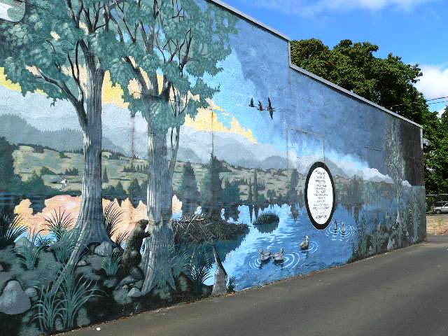 Harrisburg, Oregon: The Willamette river rolls quietly by as it has ...